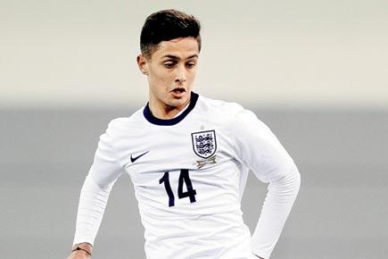 Indian-origin Yan Dhanda gets contract with Liverpool