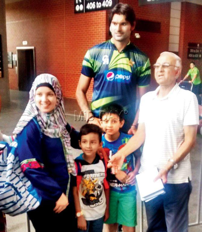 Mohammad Irfan Family Pictures