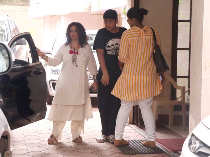 Richa Chadha, Dia Mirza, Konkona Sen Sharma spotted in Juhu