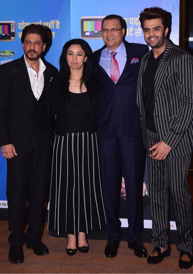 Shah Rukh Khan, India TV Managing Director Ritu Dhawan, editor-in-chief Rajat Sharma and TV host ...