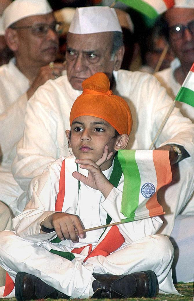 AK Hangal: Interesting facts of the legendary actor