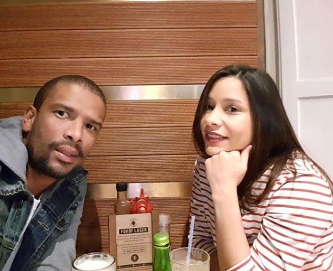 Did you know Vernon Philander married his best friend Mandy Hudson?