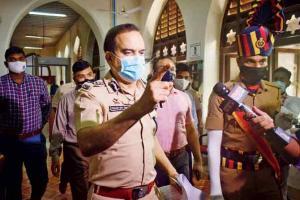 Mumbai Police notice to Arnab Goswami for Palghar lynching coverage