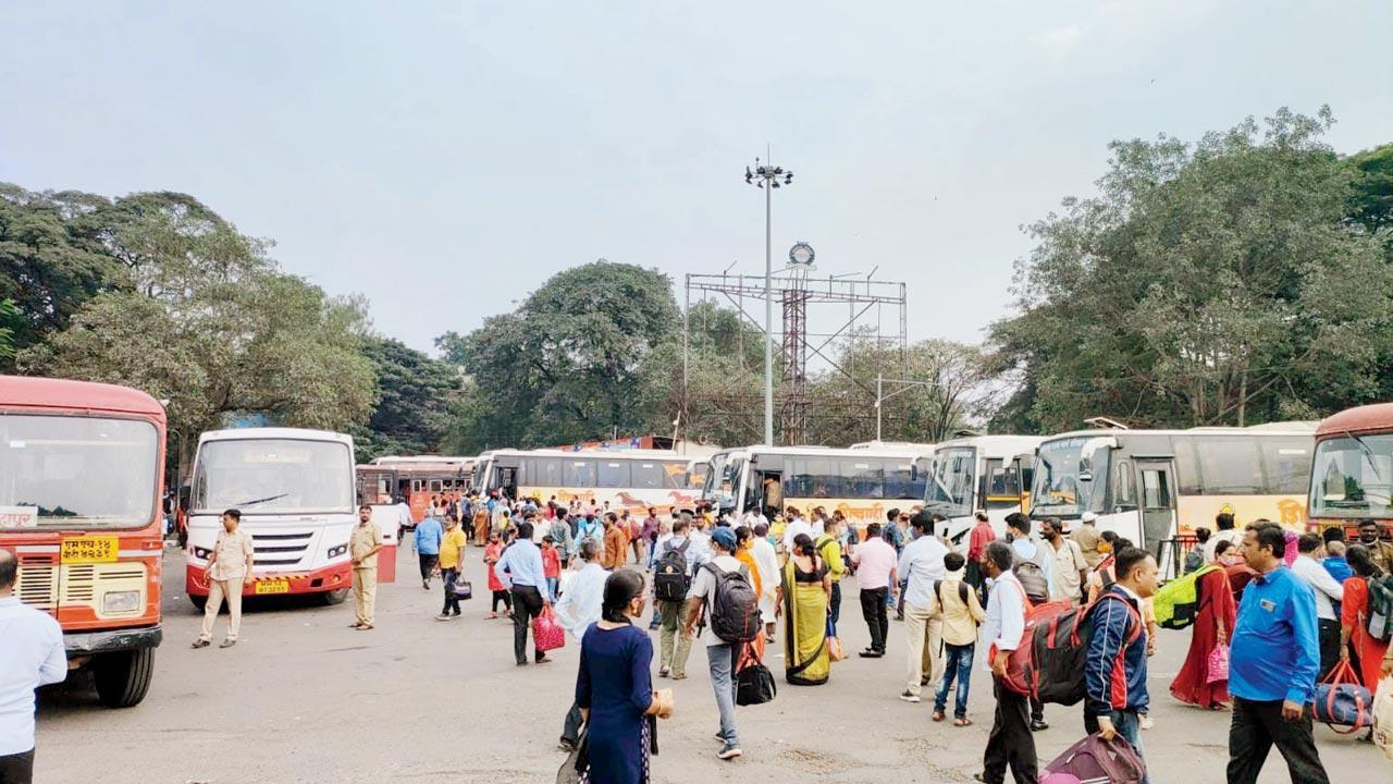 Now, MSRTC bus depots in Mumbai and Thane shut, too