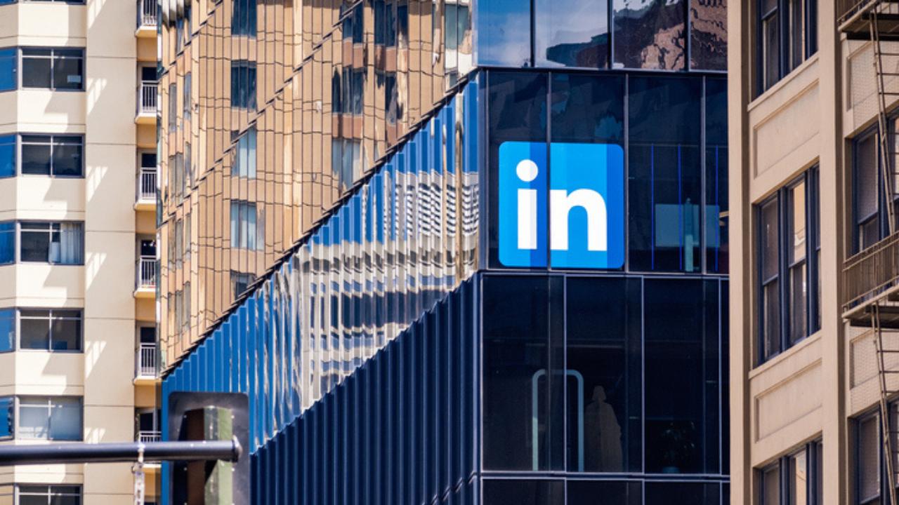 Linkedin Un Women Partner To Launch A Womens Employment Project In Mumbai