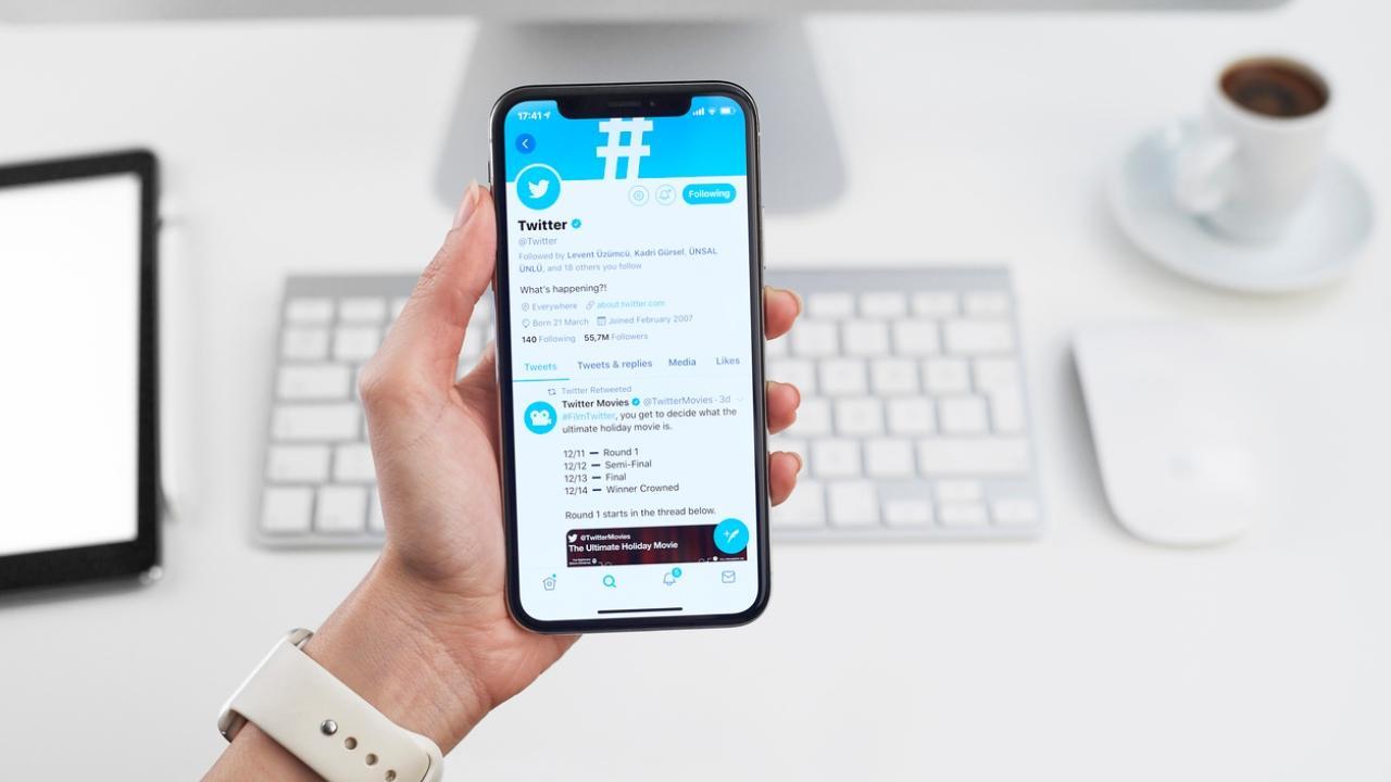 Twitter adds ’official’ mark to some big verified accounts Twitter adds ’official’ mark to some big verified accounts