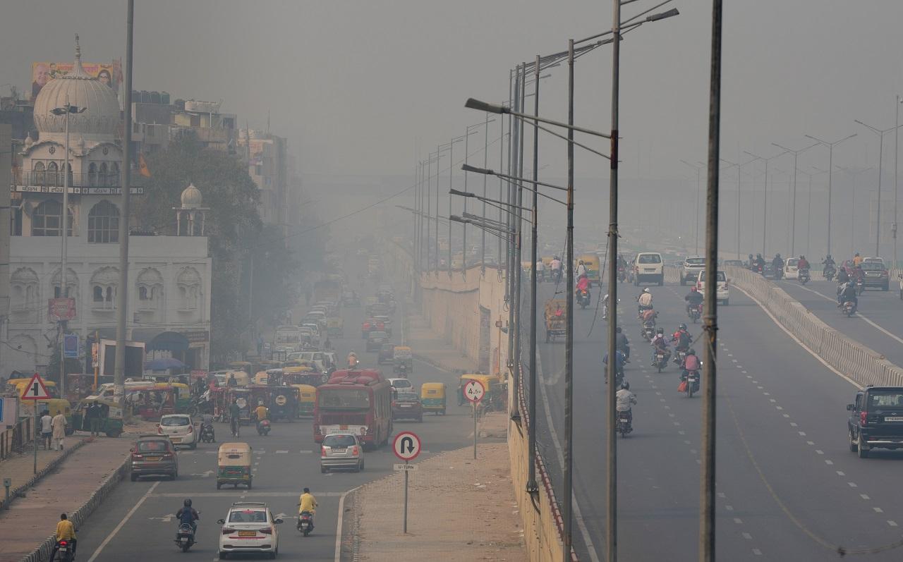 IN PHOTOS: Delhi’s air quality nears ’severe’ zone