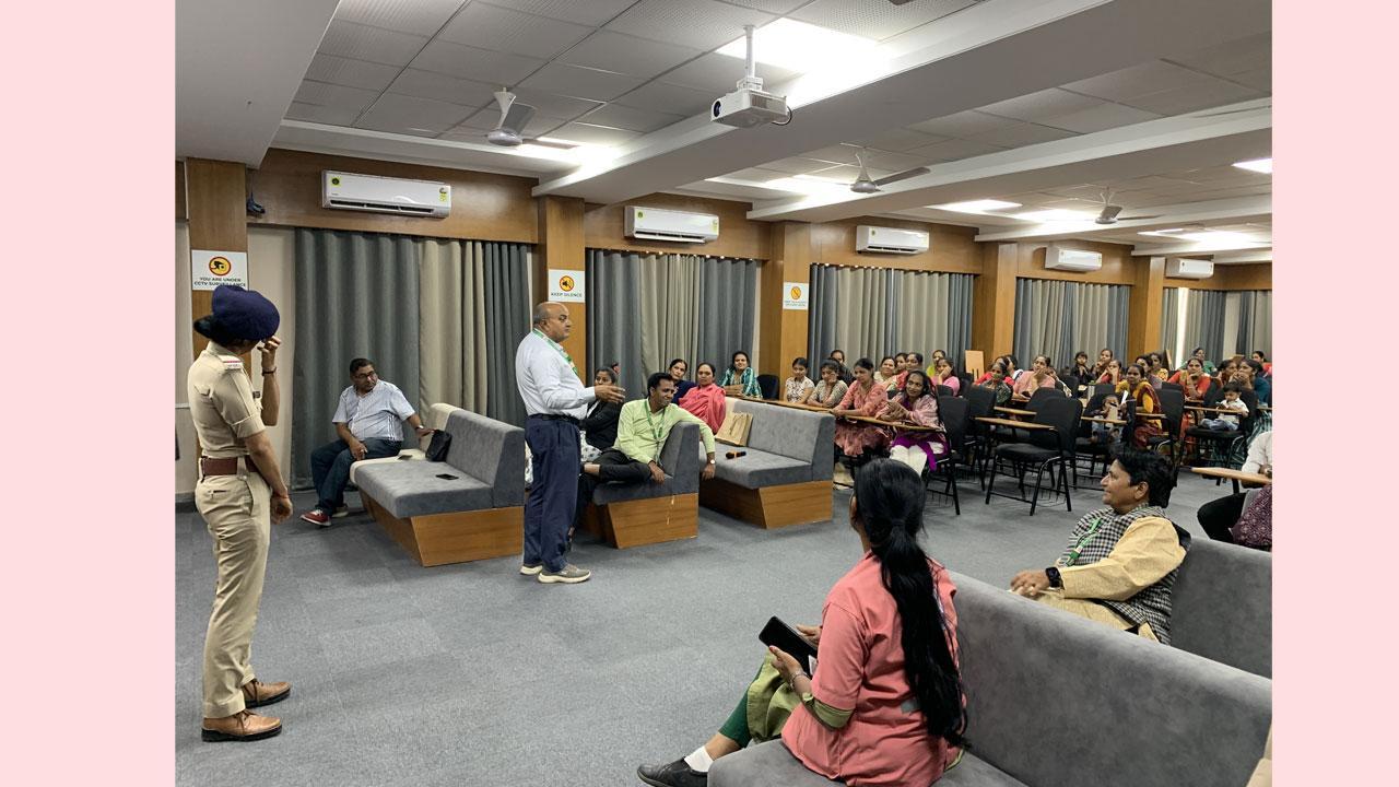 Vibrant Discussions And Expert Insights Mark Parul Universitys Human