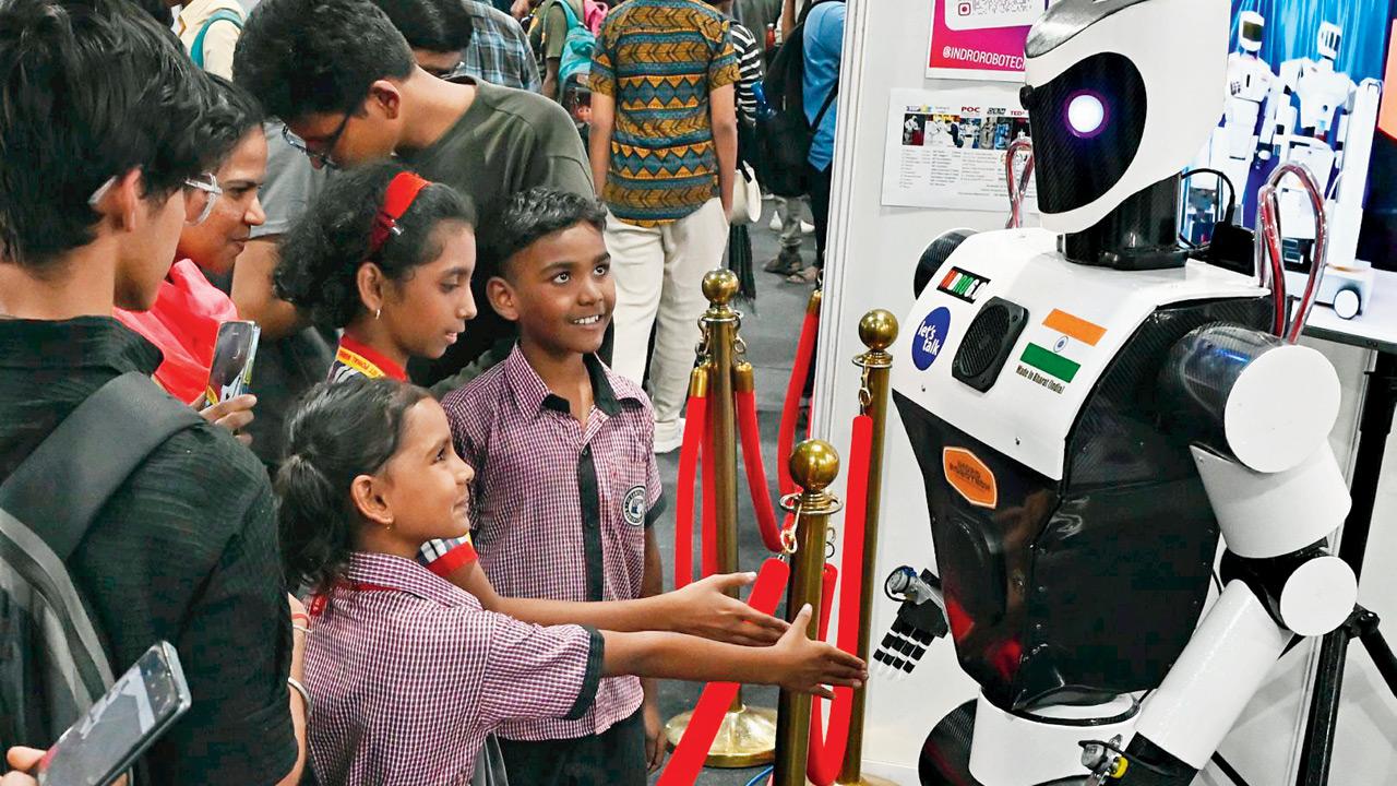 Humanoid robots take centre stage at IIT-Bombay’s annual Techfest