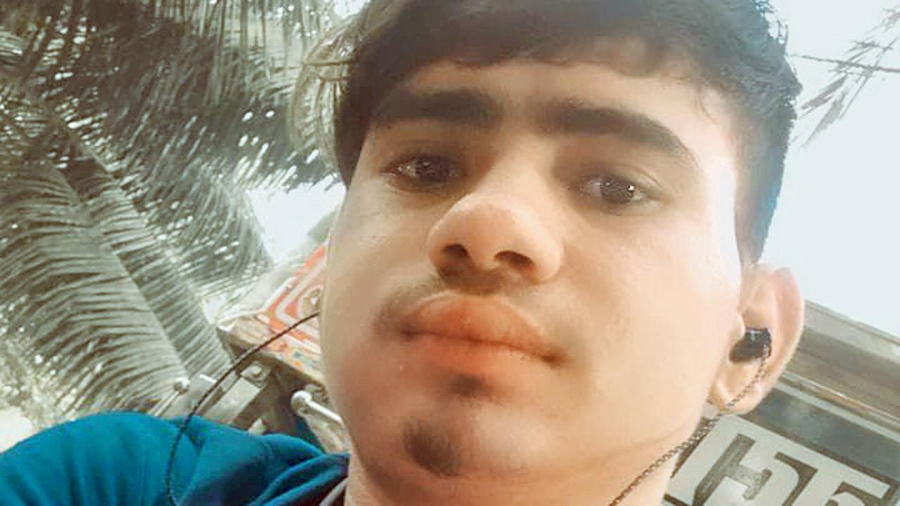 Worli: 19-year-old dies after getting stuck in electric grinder at Chinese food stall