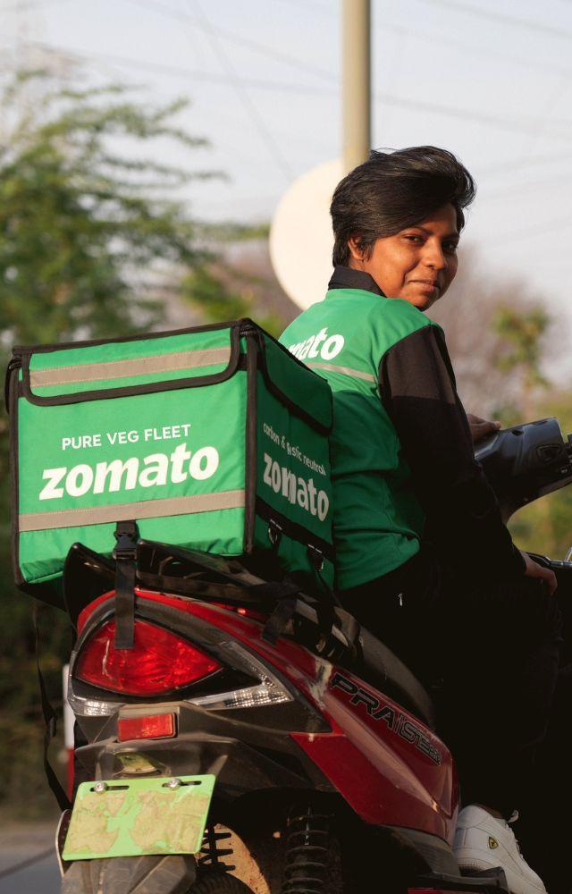 After flak, Zomato rolls back green rigs for Pure Veg fleet