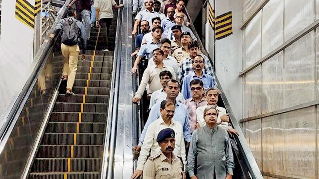 Mumbai: Railway Board CEO springs a surprise at Khar station on Saturday night