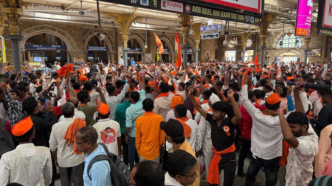 Maratha quota stir enters Day 2 in Mumbai; Jarange warns government