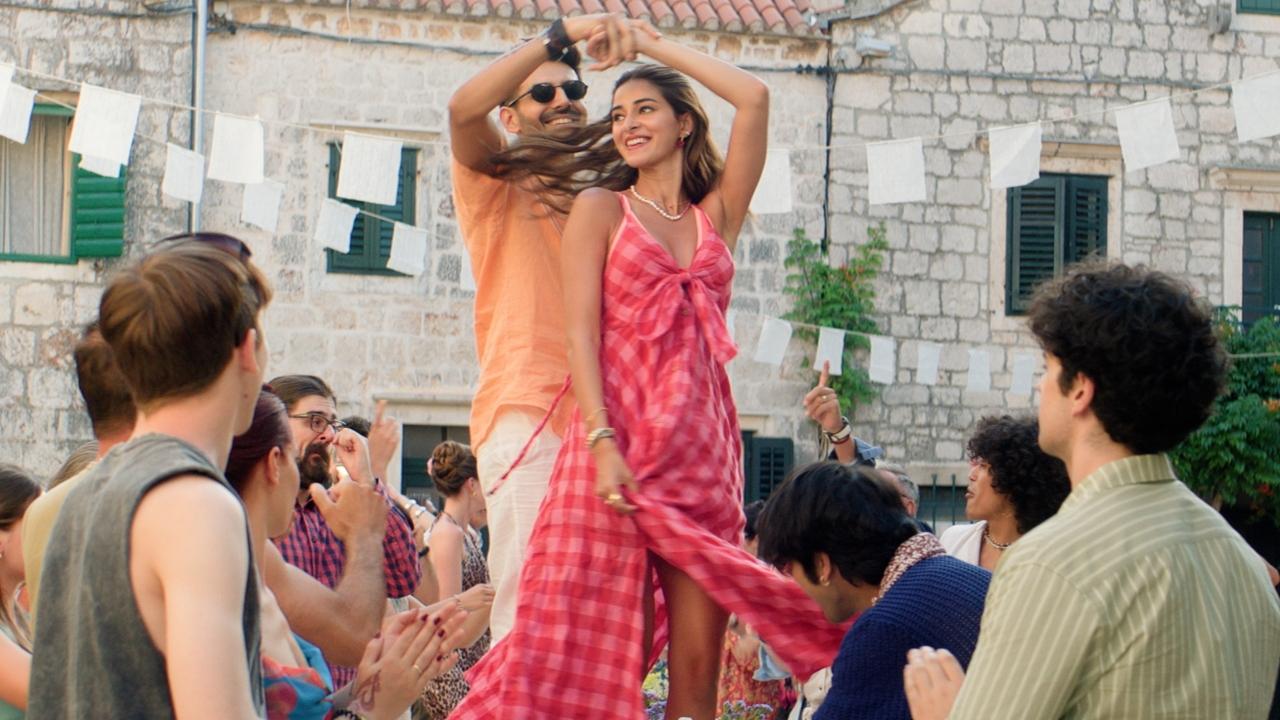 TMMTMTTM: Hottest looks of Ananya Panday worth bookmarking for beach ...