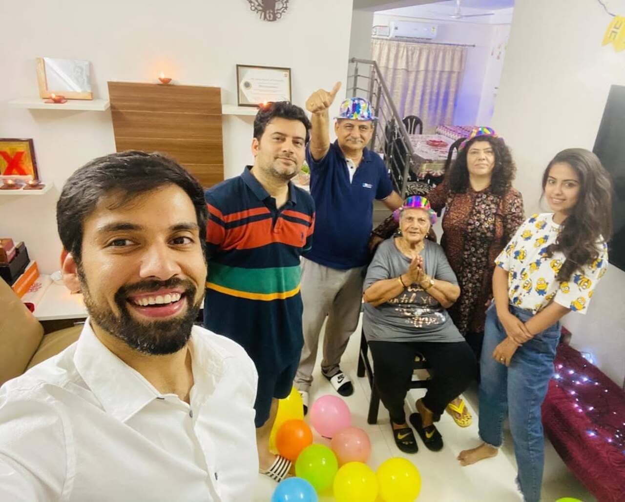 Balika Vadhu fame Avika Gor gets engaged to Milind Chandwani, see their ...