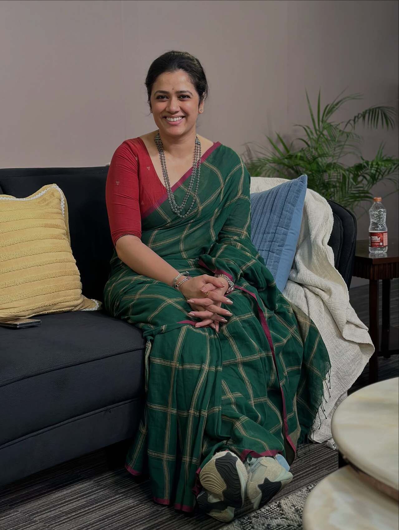 12 times Jawan fame Girija Oak personified elegance in stunning sarees