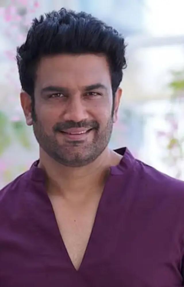 7 iconic roles of Sharad Kelkar