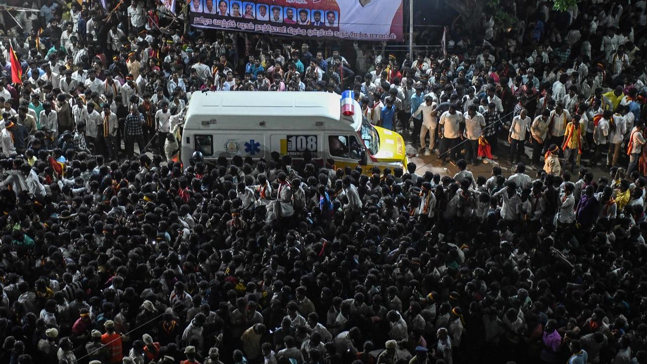 Tamil Nadu CM urges public not to spread rumours on Karur stampede