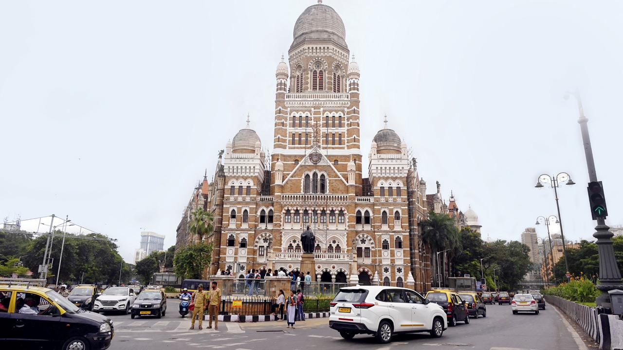 Mumbai: Sahar Road woes continue as uneven patch causes skidding and ...