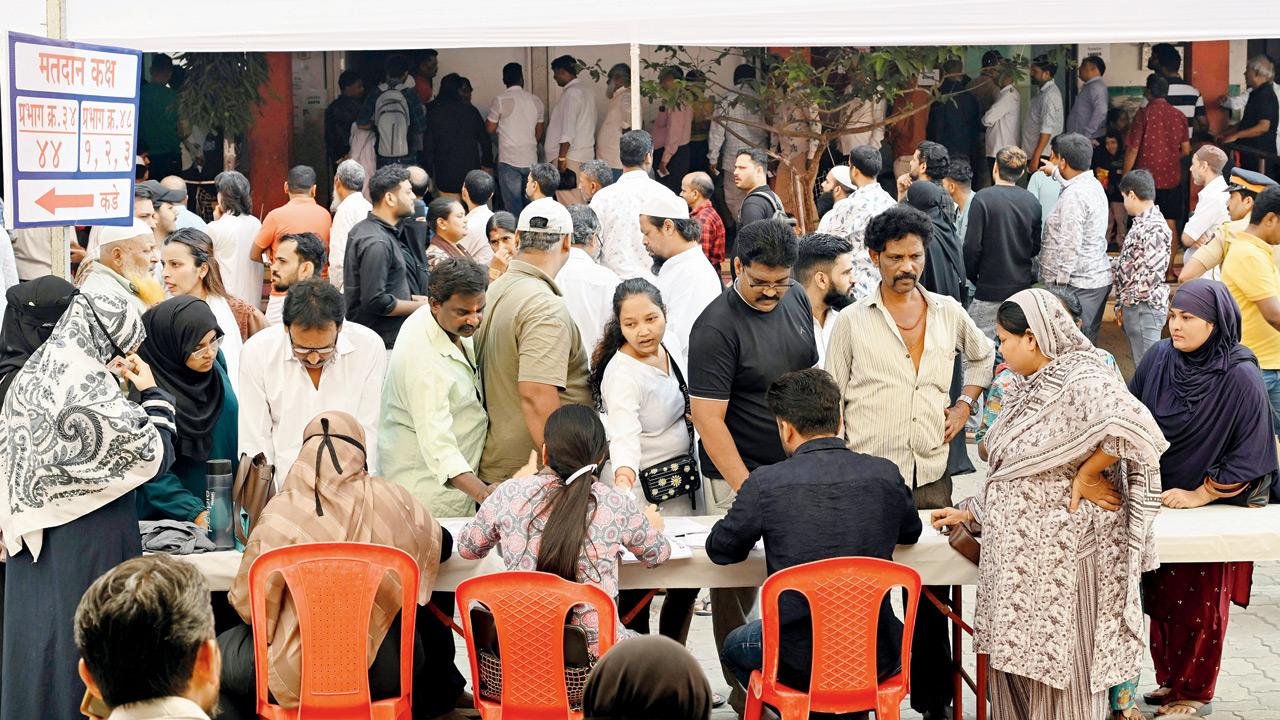 BMC Election 2026: Voting hurdles in Mumbai as electoral roll mix-ups ...