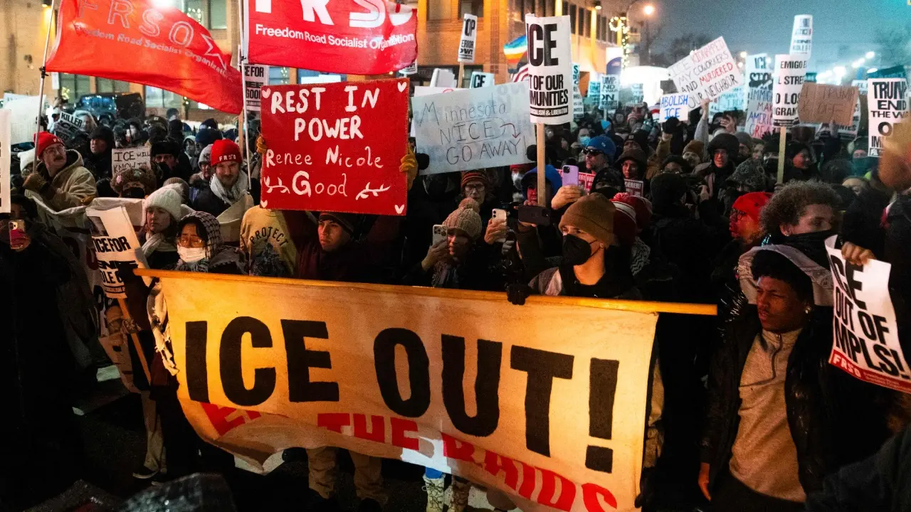 In Photos: Minneapolis protesters vent their outrage after ICE officer ...