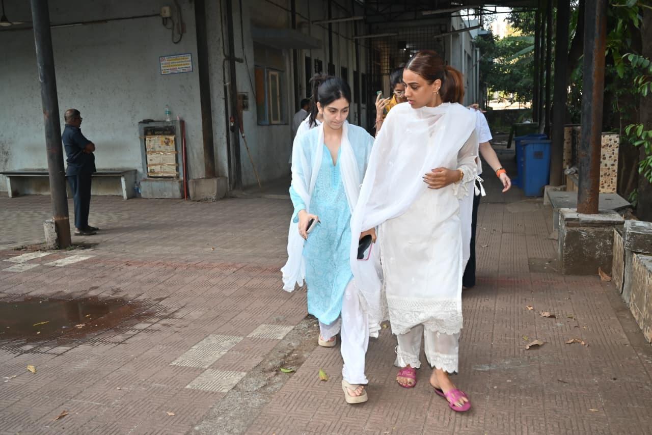 Spotted in the city: Arjun Bijlani, Janhvi Kapoor, Nia Sharma and more