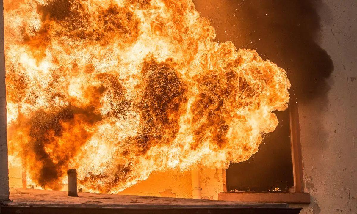Fire breaks out in Greater Noida home after air conditioner blast